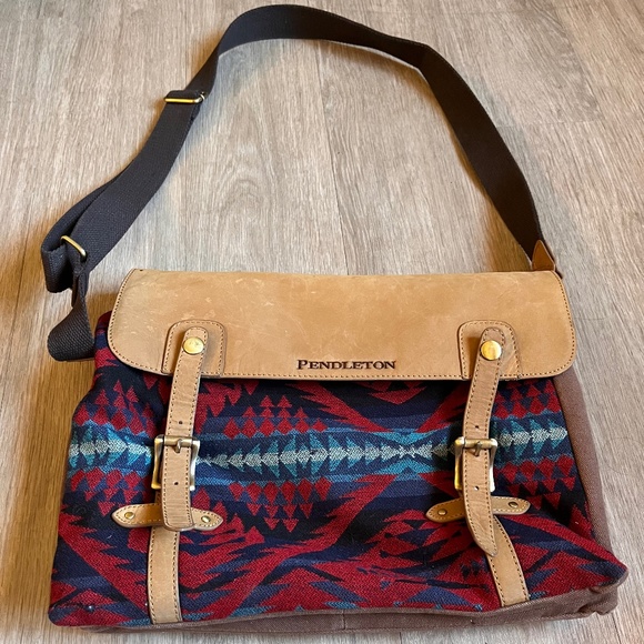Pendleton | Bags | Pendleton Messenger Bag | Poshmark
